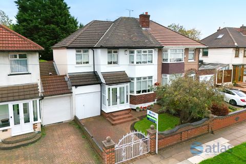 Thingwall Hall Drive, Broadgreen L14, 4 bed semi-detached house for ...