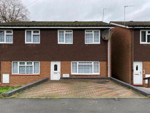 Cross Walks Road, Lye DY9, 3 bed semi-detached house to rent, £1,100 ...