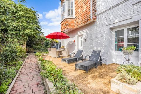 Middle Deal Road, Deal, Kent CT14, 6 bed detached house for sale, £ ...