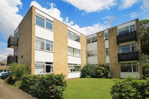 2 bed flat to rent in Chesterton Towers, Chesterton, Cambridge CB4, £ ...