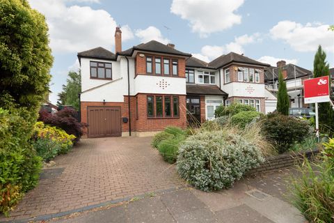 The Ridgeway, London N14, 5 bed semi-detached house for sale, £ ...