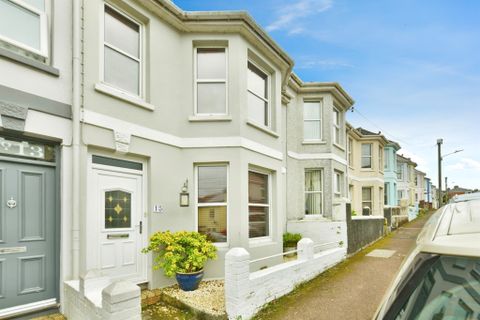 4 bed end terrace house for sale in Victoria Road, Saltash PL12, £ ...