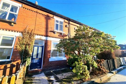 Alice Street, Sale M33, 2 bed terraced house for sale, £230,000 - Zoopla