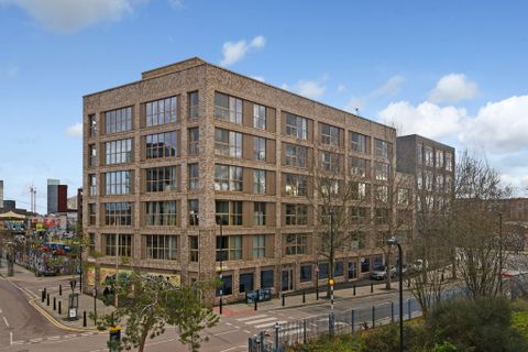 1 bed flat for sale in White Post Lane, London E9, £400,000 - Zoopla