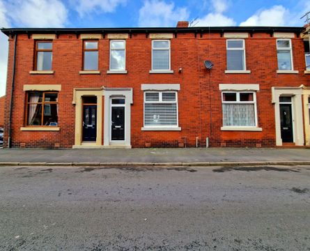 3 bed terraced house to rent in Bridge Road, Ashton-On-Ribble, Preston ...