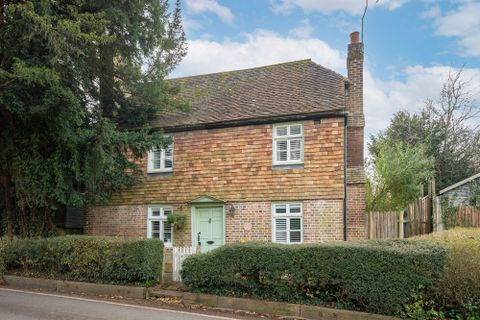 3 bed detached house for sale in Haywards Heath Road, Balcombe RH17, £ ...
