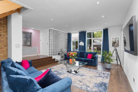 24 Easter Dalry Rigg, Dalry, Edinburgh EH11, 3 bed flat for sale, £ ...