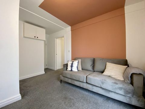 Edge Lane, Liverpool L7, 1 bed flat to rent, £771 pcm - Zoopla