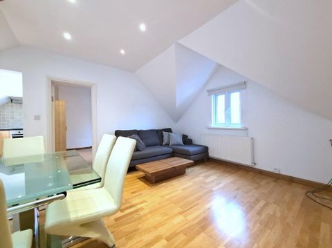 Canfield Place, London NW6, 2 bed flat to rent, £2,700 pcm - Zoopla