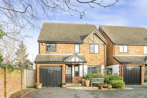 3 bed detached house for sale in Rodney Close, New Malden KT3, £825,000 ...
