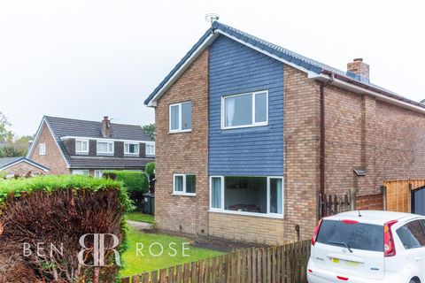 4 bed detached house for sale in Countess Way, Euxton, Chorley PR7, £ ...