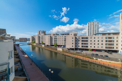 1 bed flat for sale in Falcon Drive, Cardiff Bay CF10, £115,000 - Zoopla