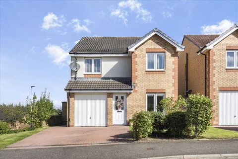 4 bed detached house for sale in Mcgarvie Drive, Redding, Falkirk FK2 ...