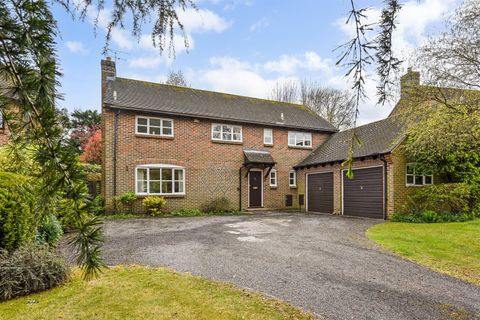 4 bed detached house for sale in Selham Close, Chichester PO19, £ ...