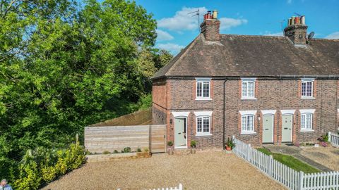 Pattenden Lane, Marden, Tonbridge TN12, 2 bed end terrace house for ...
