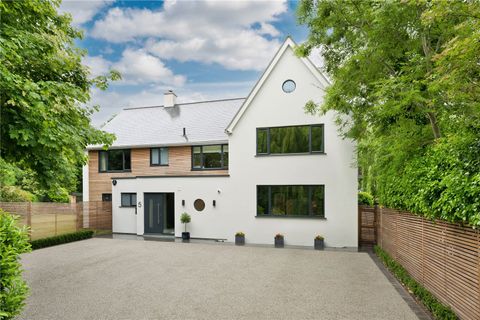 Neville Close, Esher, Surrey KT10, 5 bed detached house to rent, £ ...