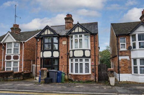 High Wycombe, Buckinghamshire HP13, 3 bed semi-detached house for sale ...