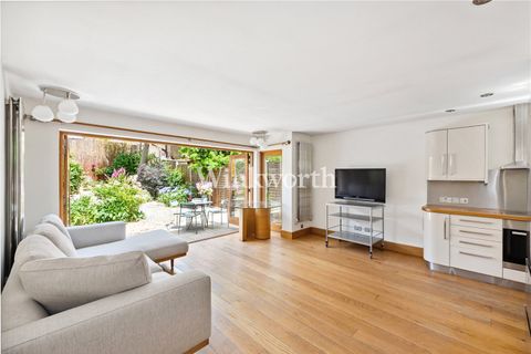 Lordship Lane, London N22, 2 bed flat for sale, £495,000 - Zoopla