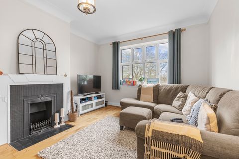 Shoot Up Hill, London NW2, 2 bed flat for sale, £495,000 - Zoopla