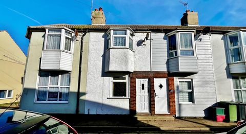 Alfred Terrace, Walton On The Naze CO14, 2 bed terraced house for sale ...