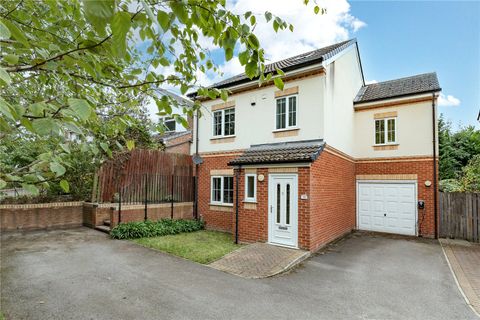 Hall Lane, Horsforth, Leeds LS18, 4 bed detached house for sale, £ ...