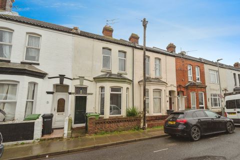 St Augustine Road, Southsea, Hampshire PO4, 4 bed terraced house for ...