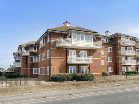 Strand Court, Harsfold Road, Rustington BN16, 3 bed flat for sale, £ ...