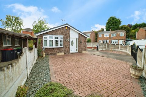 Mapleton Way, Sutton In Ashfield, Nottinghamshire NG17, 2 bed bungalow ...