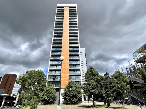 1 bed flat to rent in Elektron Tower, East India, London E14, £2,000 ...