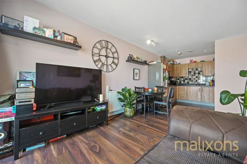 Whitestone Way, Peebles Court CR0, 2 bed property for sale, £270,000 ...