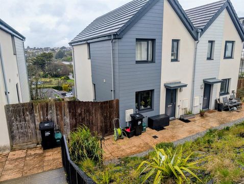 2 bed semi-detached house for sale in Shore View, Swanpool, Falmouth ...