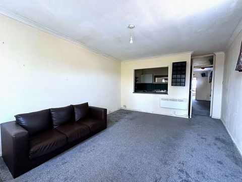 2 bed flat for sale in Oak Tree Court, 523 Yeading Lane, Northolt ...