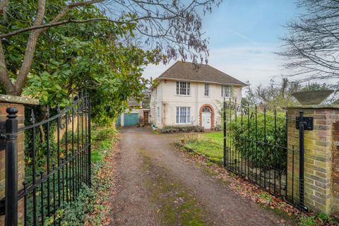 Croye Close, Andover SP10, 5 bed detached house for sale, £850,000 - Zoopla