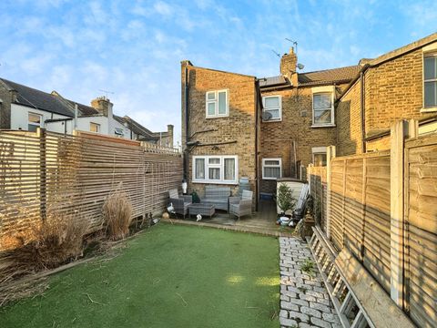 2 bed end terrace house for sale in Chadwin Road, London E13, £465,000 ...