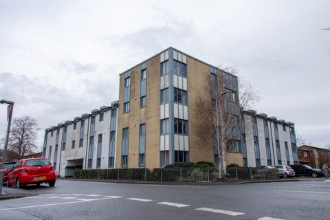 Pottery Terrace, Newport NP20, 2 bed flat for sale, £54,000 - Zoopla