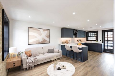 St Lawrence Road, Upminster RM14, 2 bed flat to rent, £2,400 pcm - Zoopla