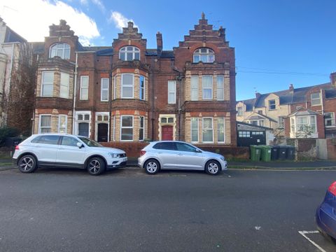 1 bed flat to rent in Haldon Road, Exeter EX4, £975 pcm - Zoopla