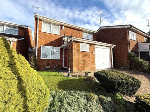 Ventnor Gardens, Bramingham, Luton, Bedfordshire LU3, 4 bed detached ...