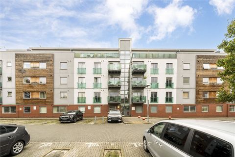 2 bed flat for sale in Evan Cook Close, Queens Road SE15, £450,000 - Zoopla