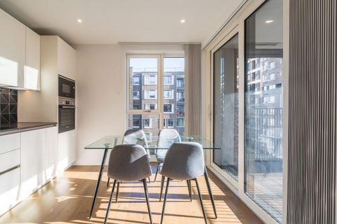 2 bed flat to rent in Levy Building, Heygate Street, London SE17, £ ...