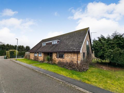 Norway Close, Corby NN18, 6 bed detached house for sale, £465,500 - Zoopla