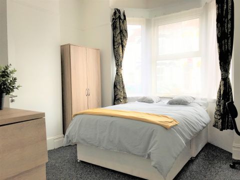 The Polygon, Southampton SO15, Room to rent, £685 pcm - Zoopla