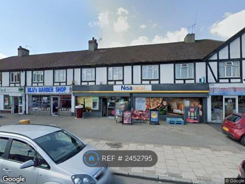 2 bed flat to rent in Brampton Road, Bexleyheath DA7, £1,400 pcm - Zoopla