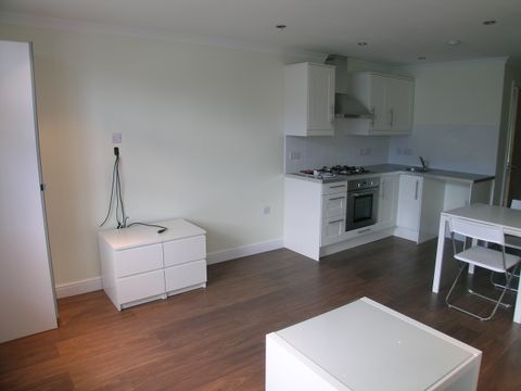 Rayners Lane, Pinner HA5, Studio to rent, £950 pcm - Zoopla