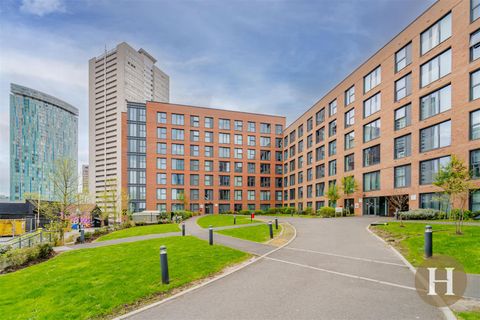 2 bed flat for sale in The Axium, Windmill Street, Birmingham B1, £ ...
