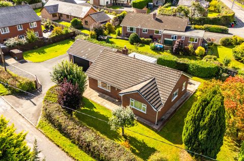 Forden, Welshpool, Powys SY21, 3 bed bungalow for sale, £385,000 - Zoopla