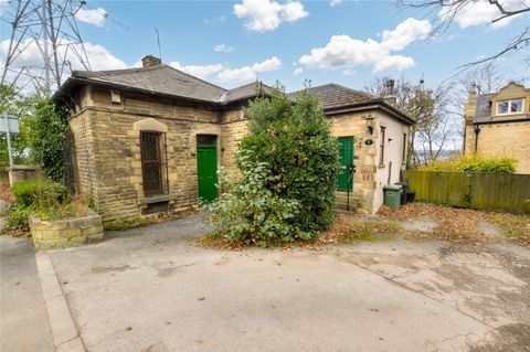 3 bed detached house for sale in Norristhorpe Lane, Liversedge, West ...