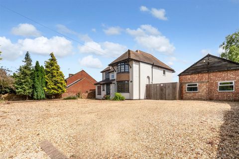Buckingham Road, Bletchley, Milton Keynes MK3, 4 bed detached house for ...