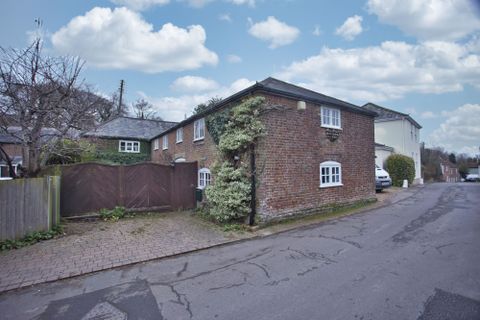 4 bed cottage for sale in Front Street, Ringwould CT14, £375,000 - Zoopla