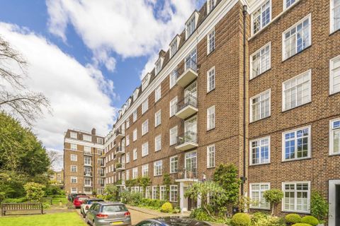 3 bed flat to rent in Cheyne Walk, London SW3, £5,499 pcm - Zoopla